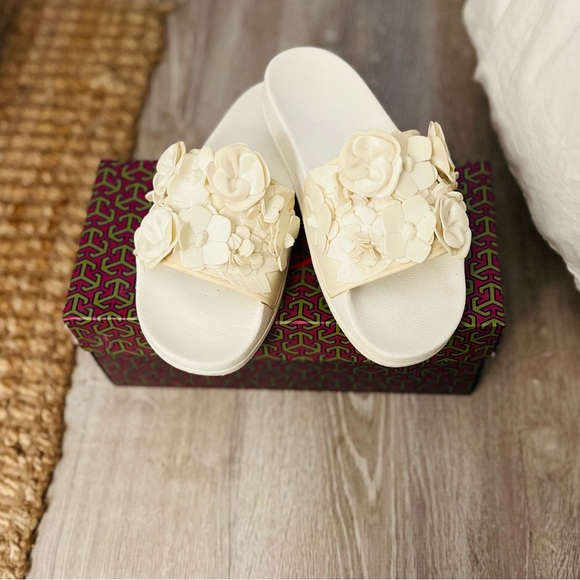 Tory Burch | Shoes | Tory Burch Blossom Slides | Poshmark